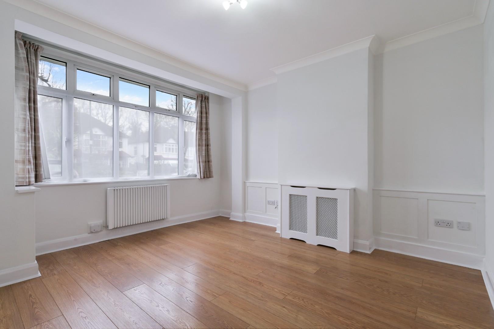 Stoneleigh Avenue, Worcester Park | The Personal Agent